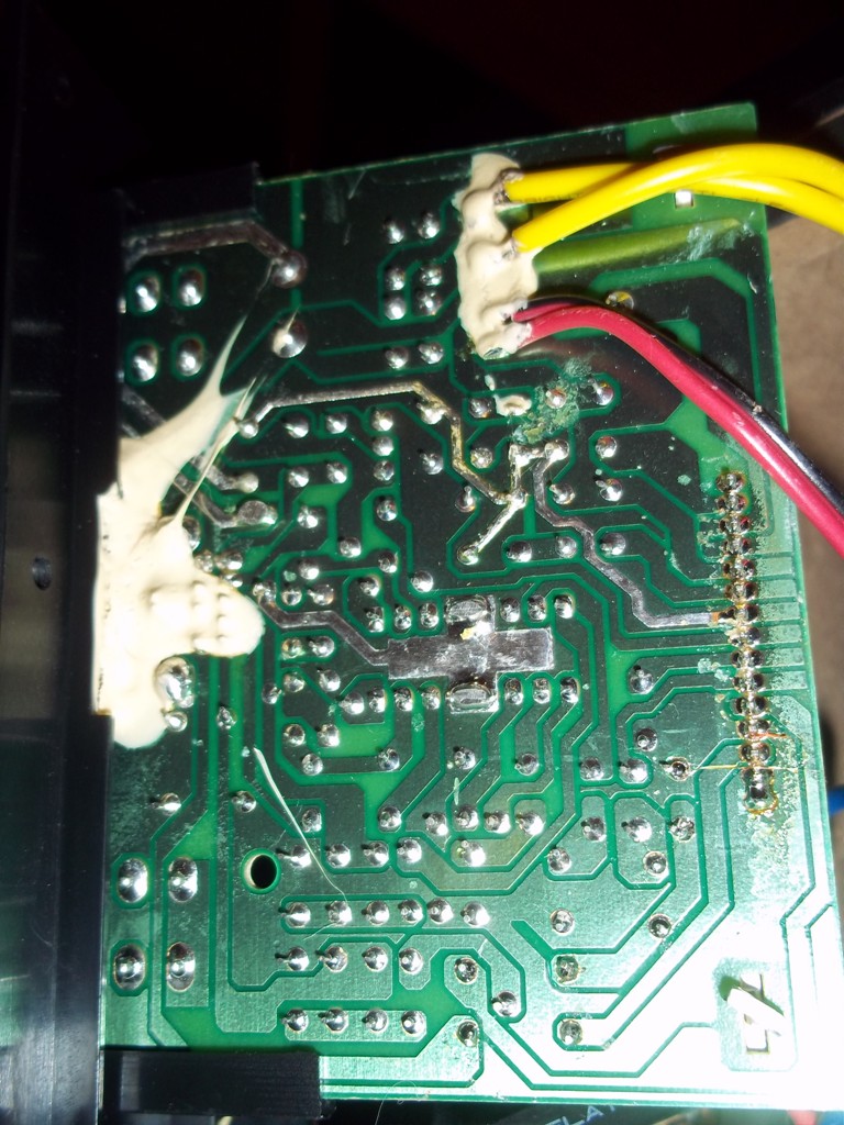 Głośniki Logitech s200 black, czasami przestają grać