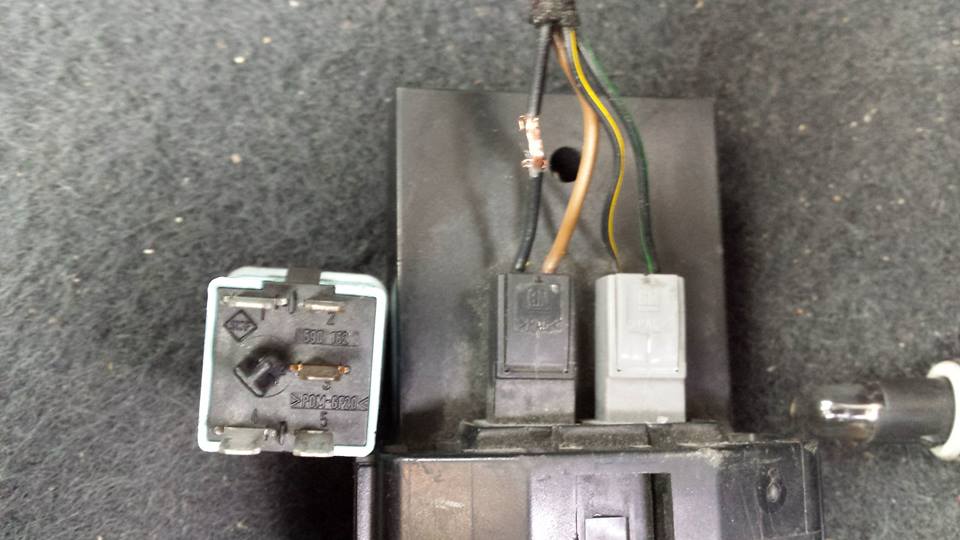 Jak podłączyć podgrzewane fotele w Opel Zafira bez fabrycznych kabli?