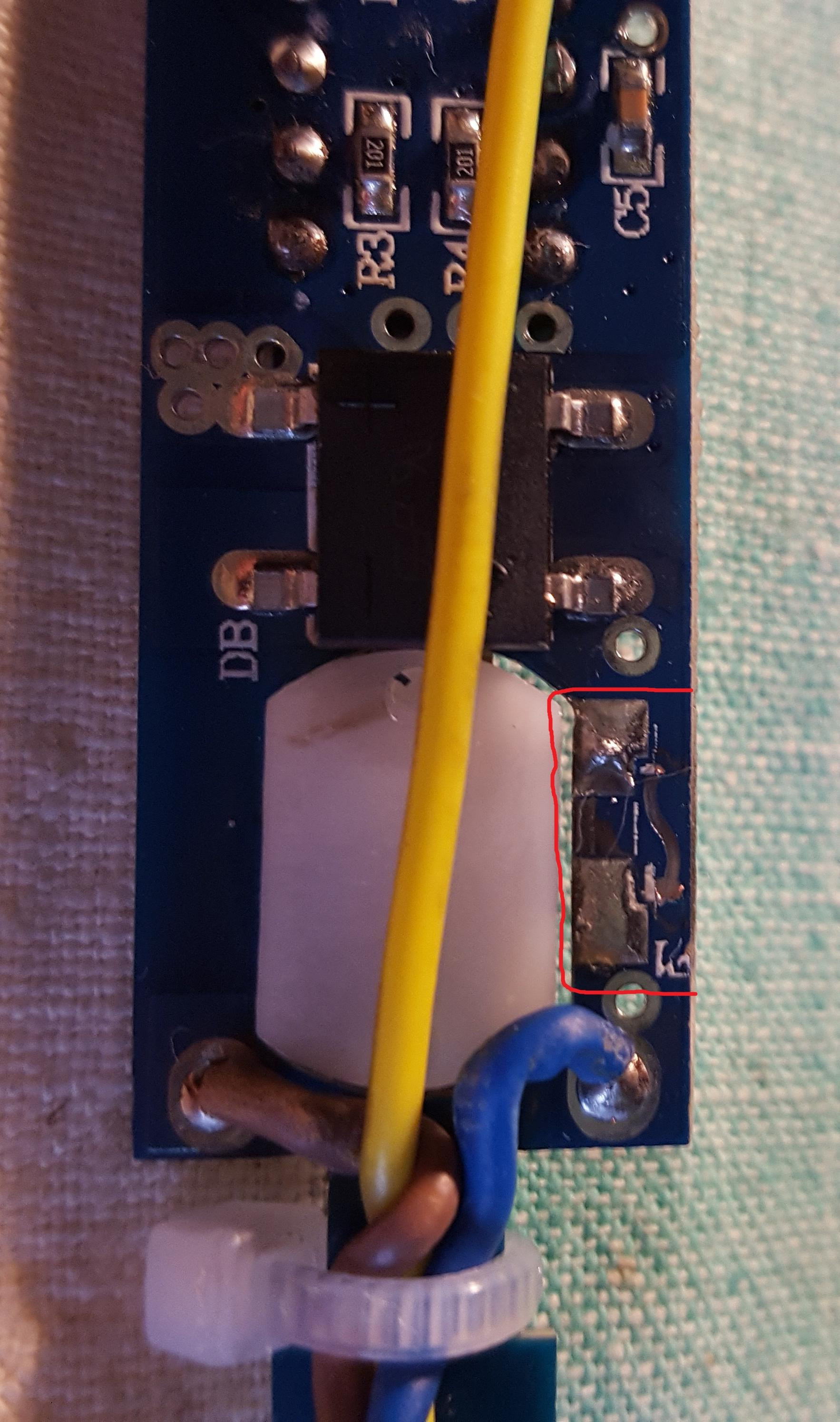 Identyfikacja przepalonego bezpiecznika w lutownicy CXG E90WT - zdjęcia ...