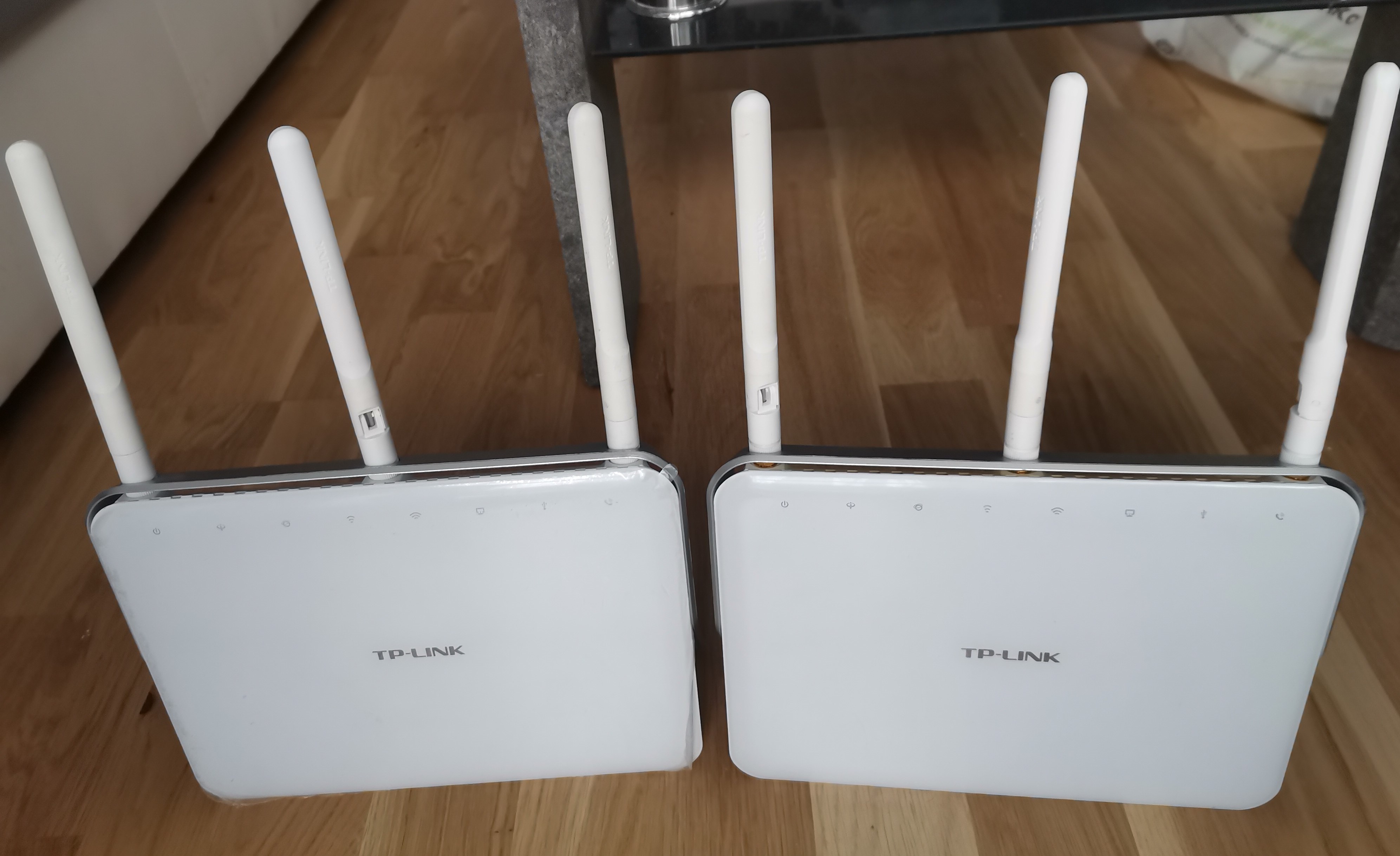 [Sprzedam] 2x routeryTP-LINK Archer VR900v i VR200v 2.4/5 GHz za grosze