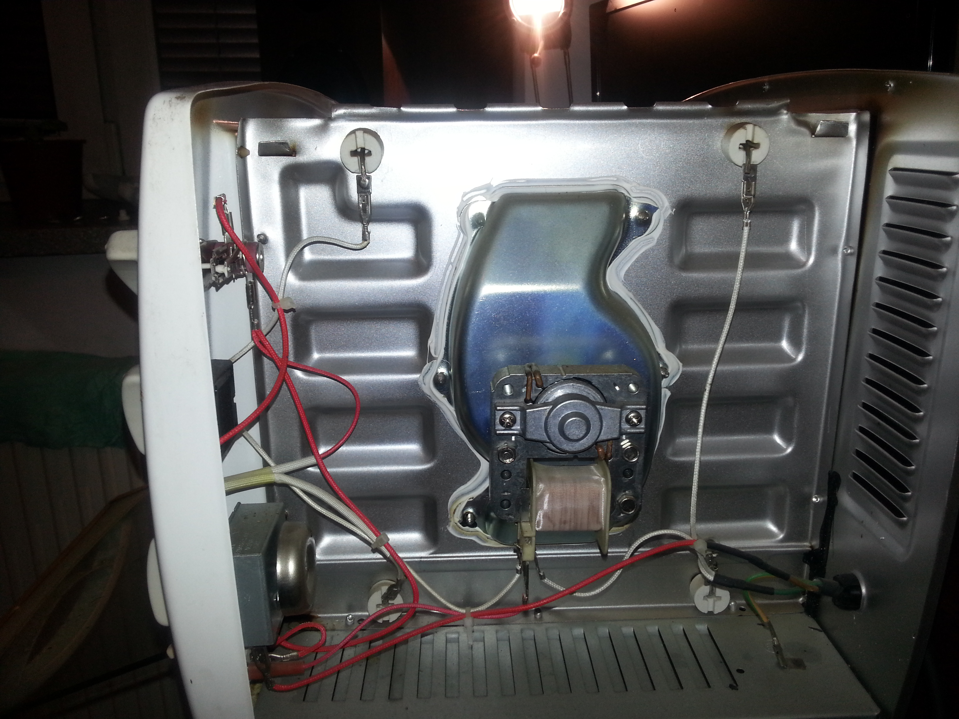 SilverCrest KH1139 - Bezpieczeństwo i diagnostyka przy naprawie górnego ...