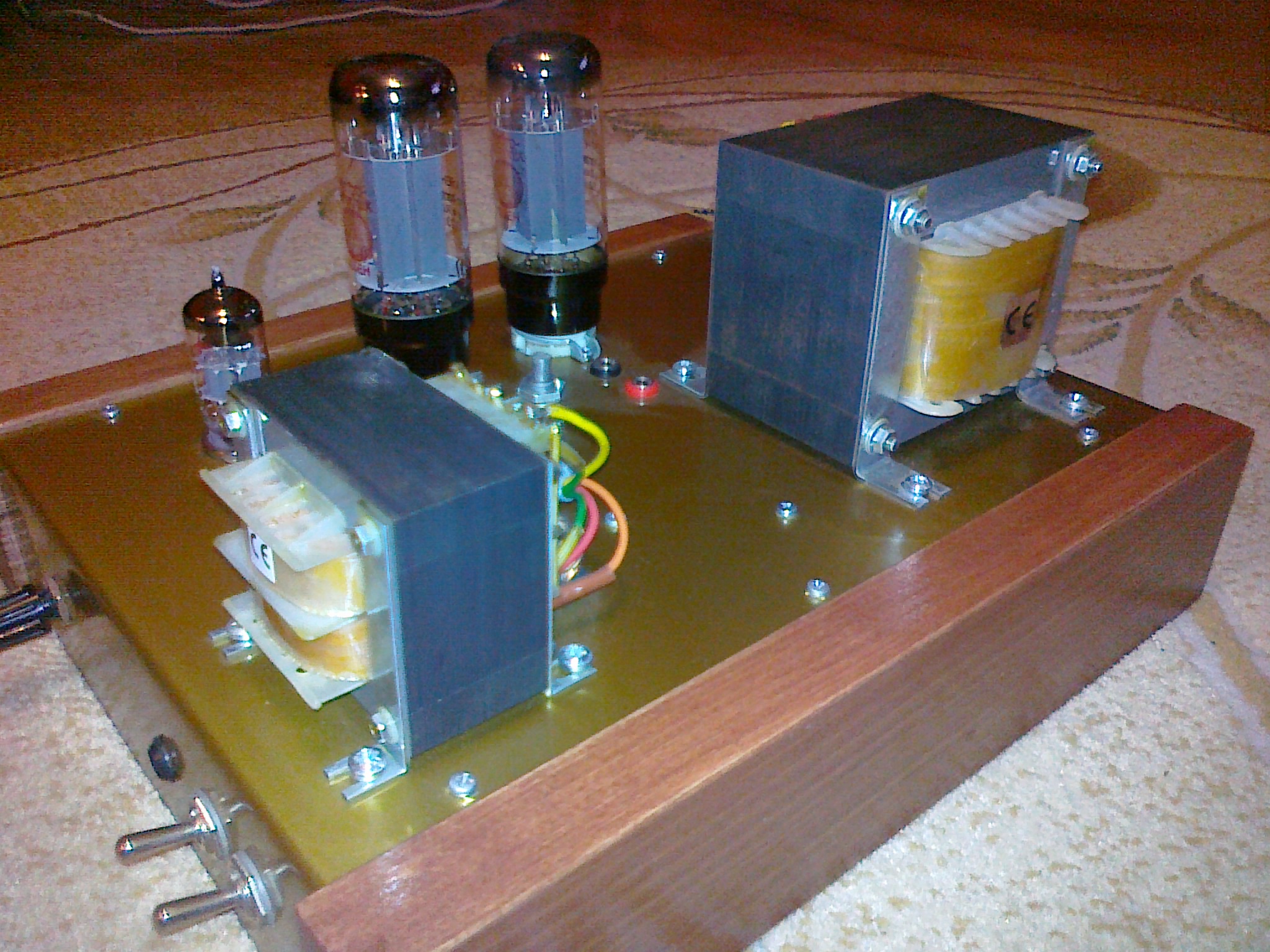 [Sprzedam] Wzmacniacz lampowy Monoblok Oddwatt 6l6GC