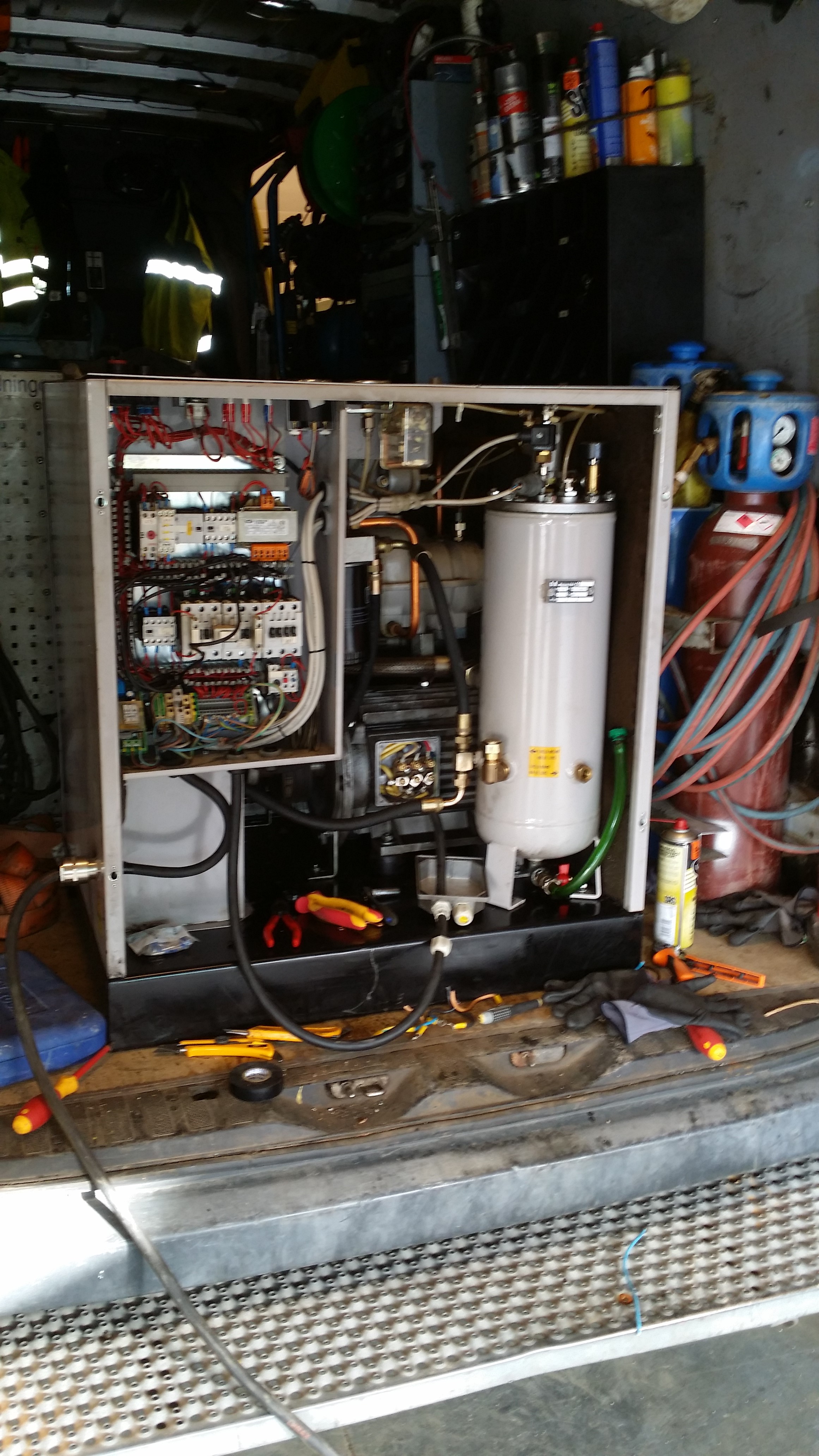 kompresor śrubowy FINI - Rotar 2510 ratunku potrzebny schemat