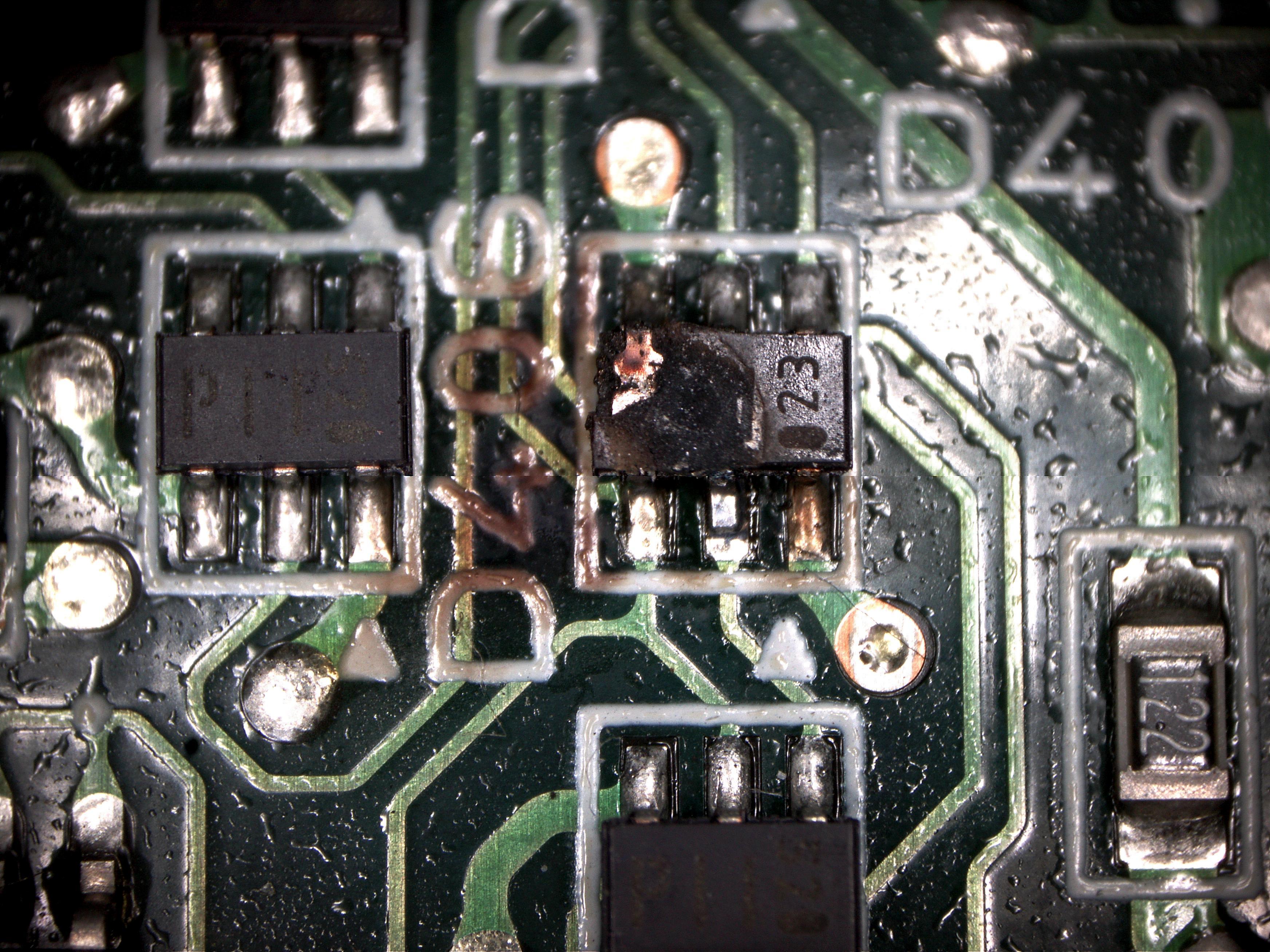 Identyfikacja uszkodzonego elementu na PCB plotera OCE 5200