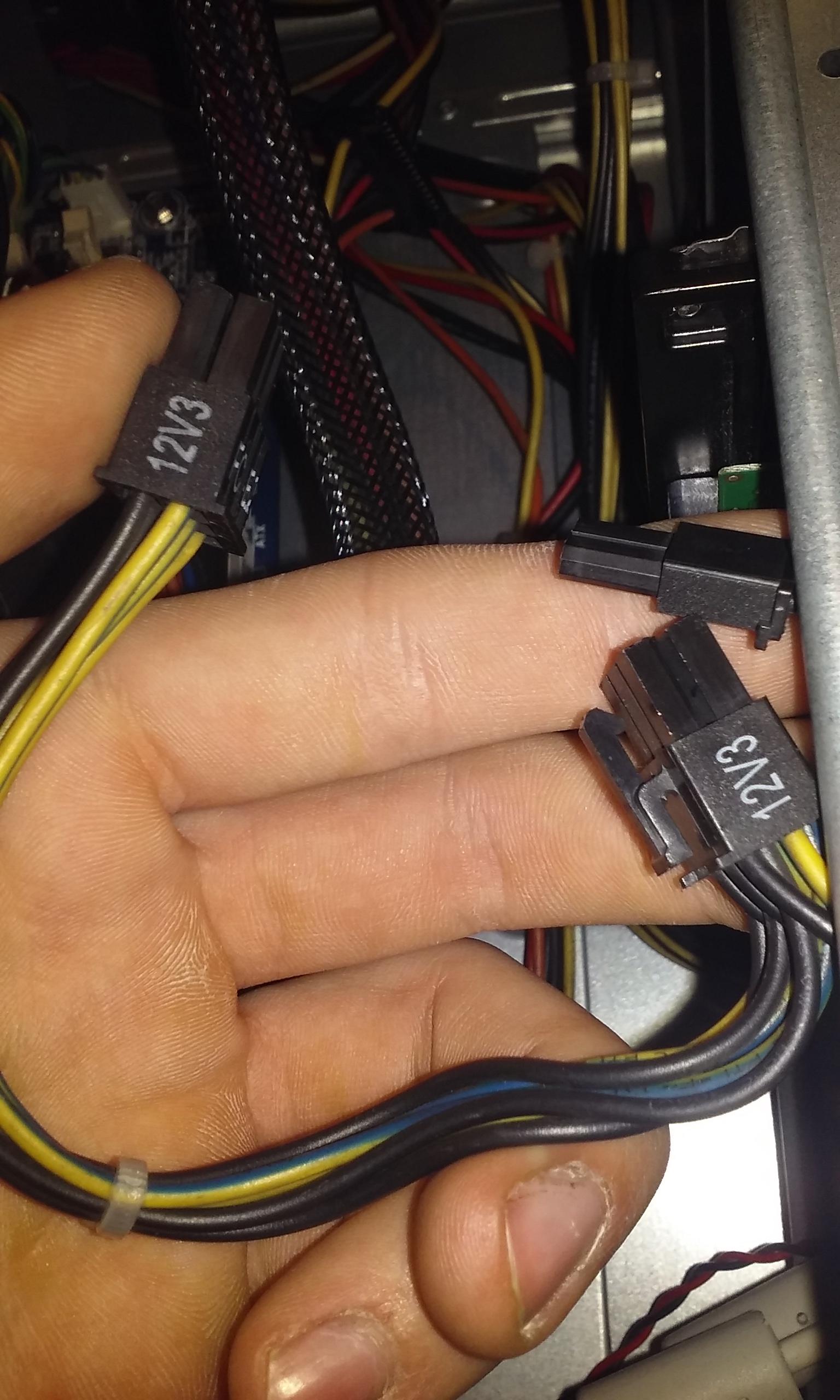 Czy Chieftec GPS 550A obsłuży kartę graficzną z 6-pin i 6+2-pin?