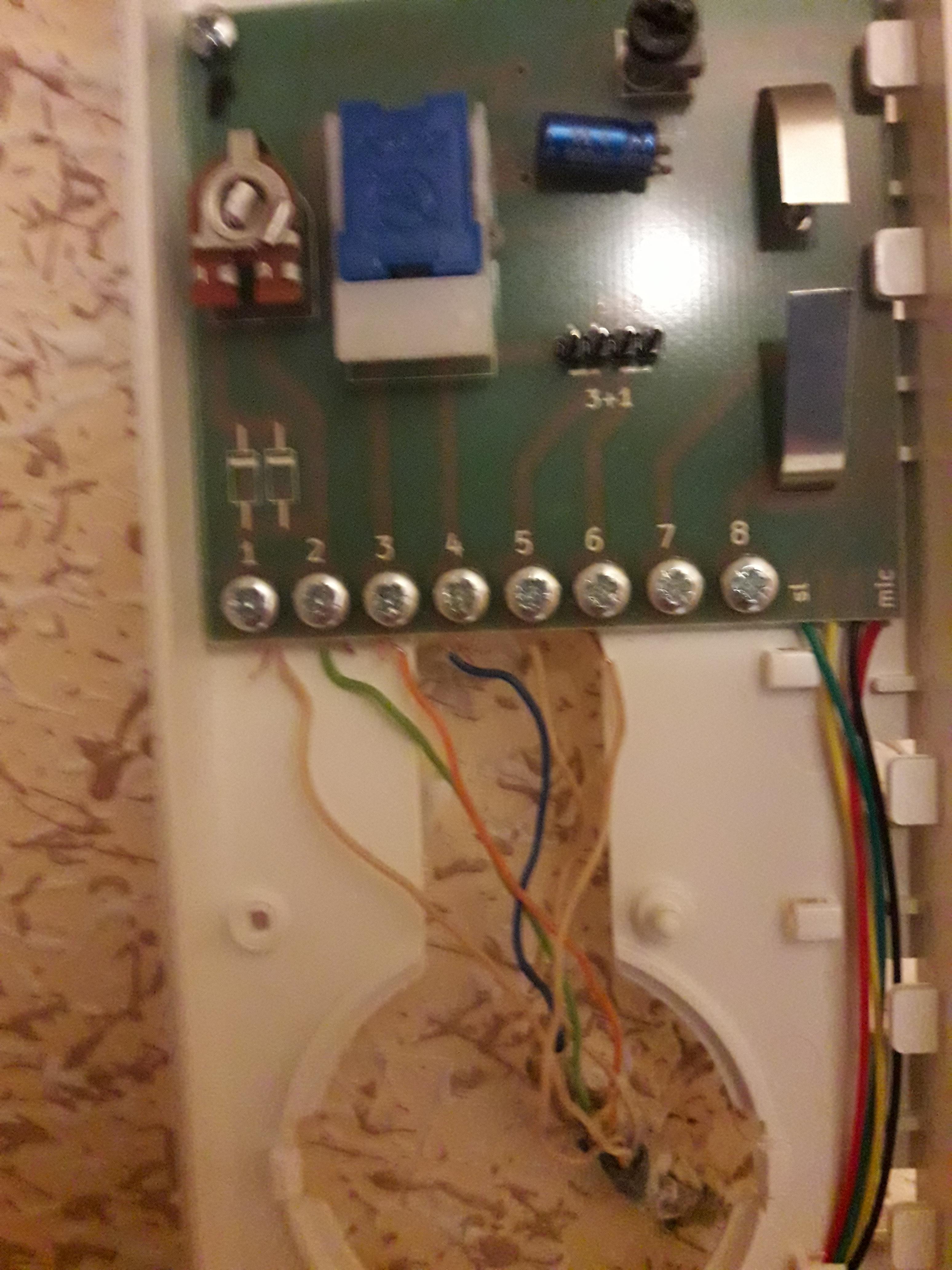 Wekta tk6 - Nie słychać osoby która podnosi słuchawkę ani dźwięku ...