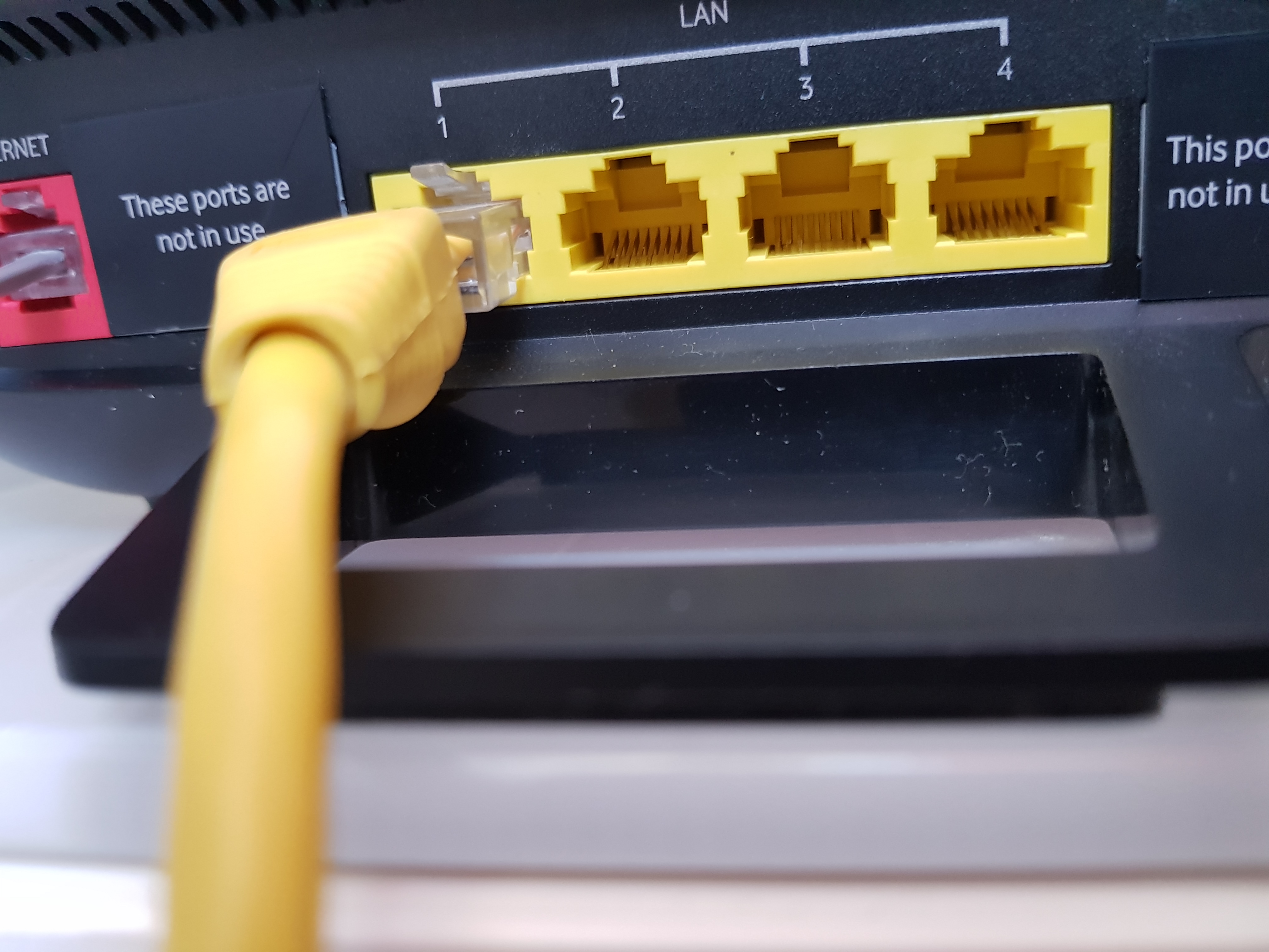 [Rozwiązano] Jak podłączyć kabel Ethernet Cat 5 w standardzie B do 3 ...