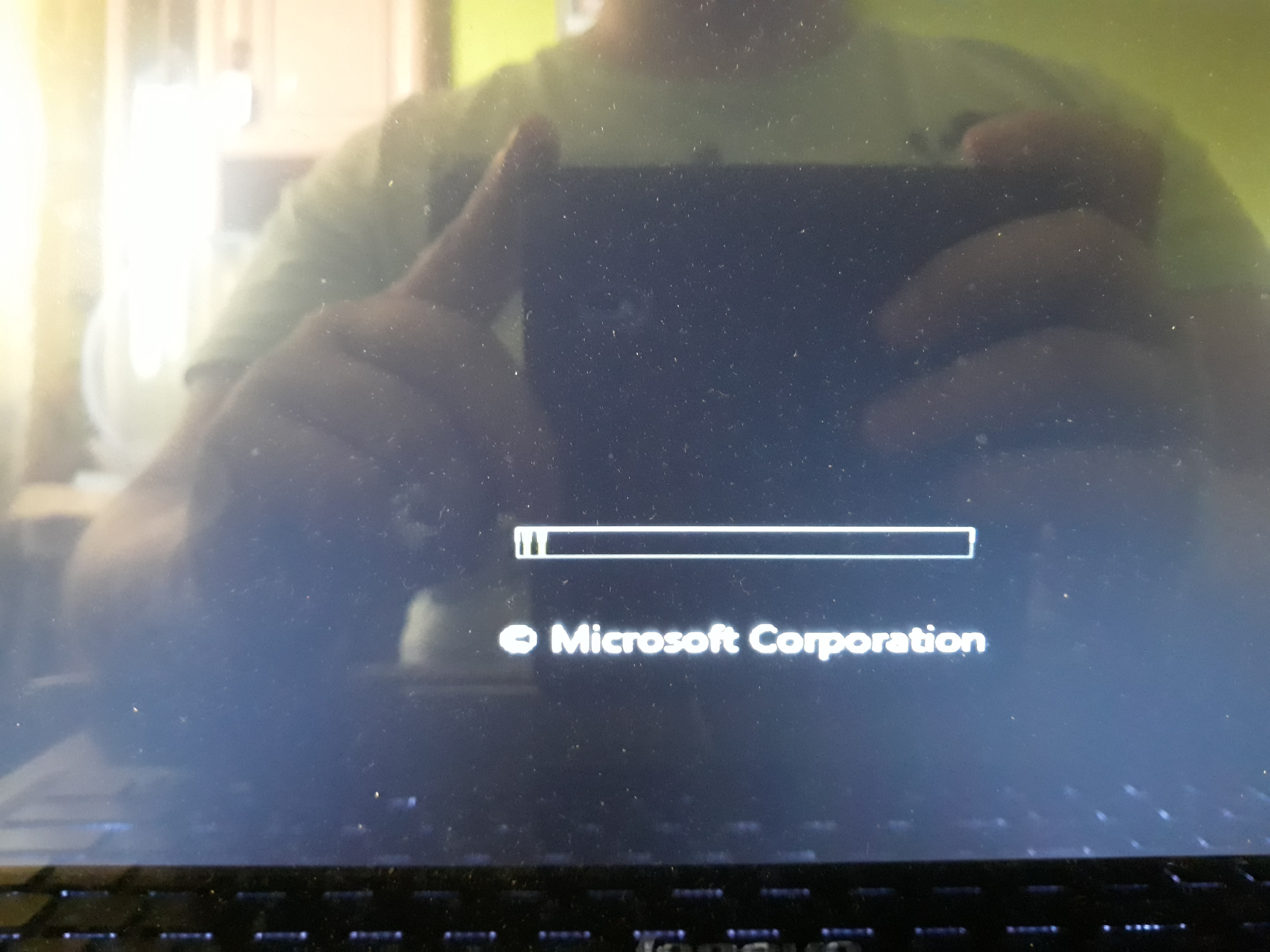 [Rozwiązano] Nie moge zainstalowac systemu operacyjnego na laptopie.