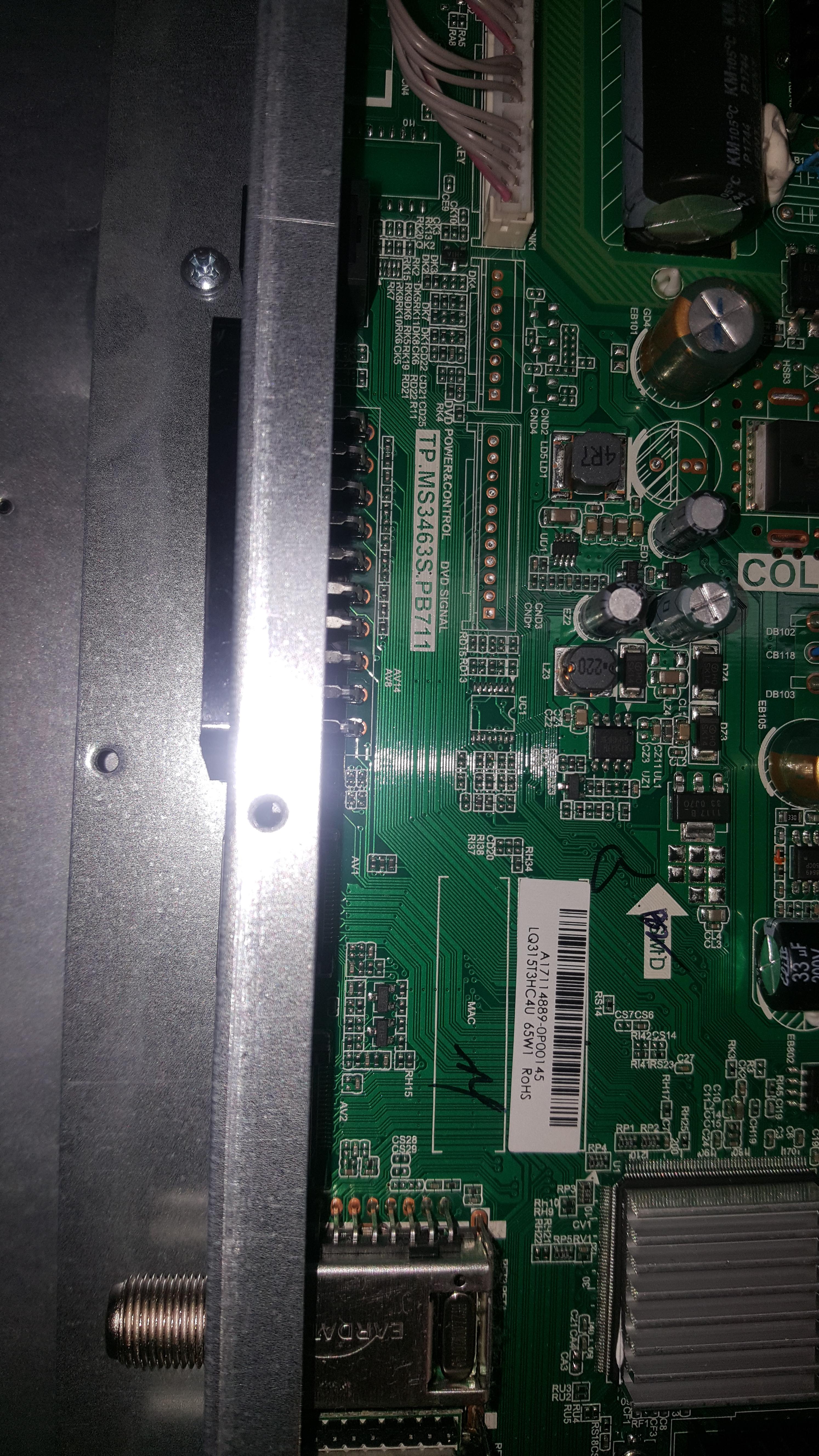 [Rozwiązano] Sharp LC-32HG3142E - świeci dioda st-by brak reakcji, potrzebny wsad