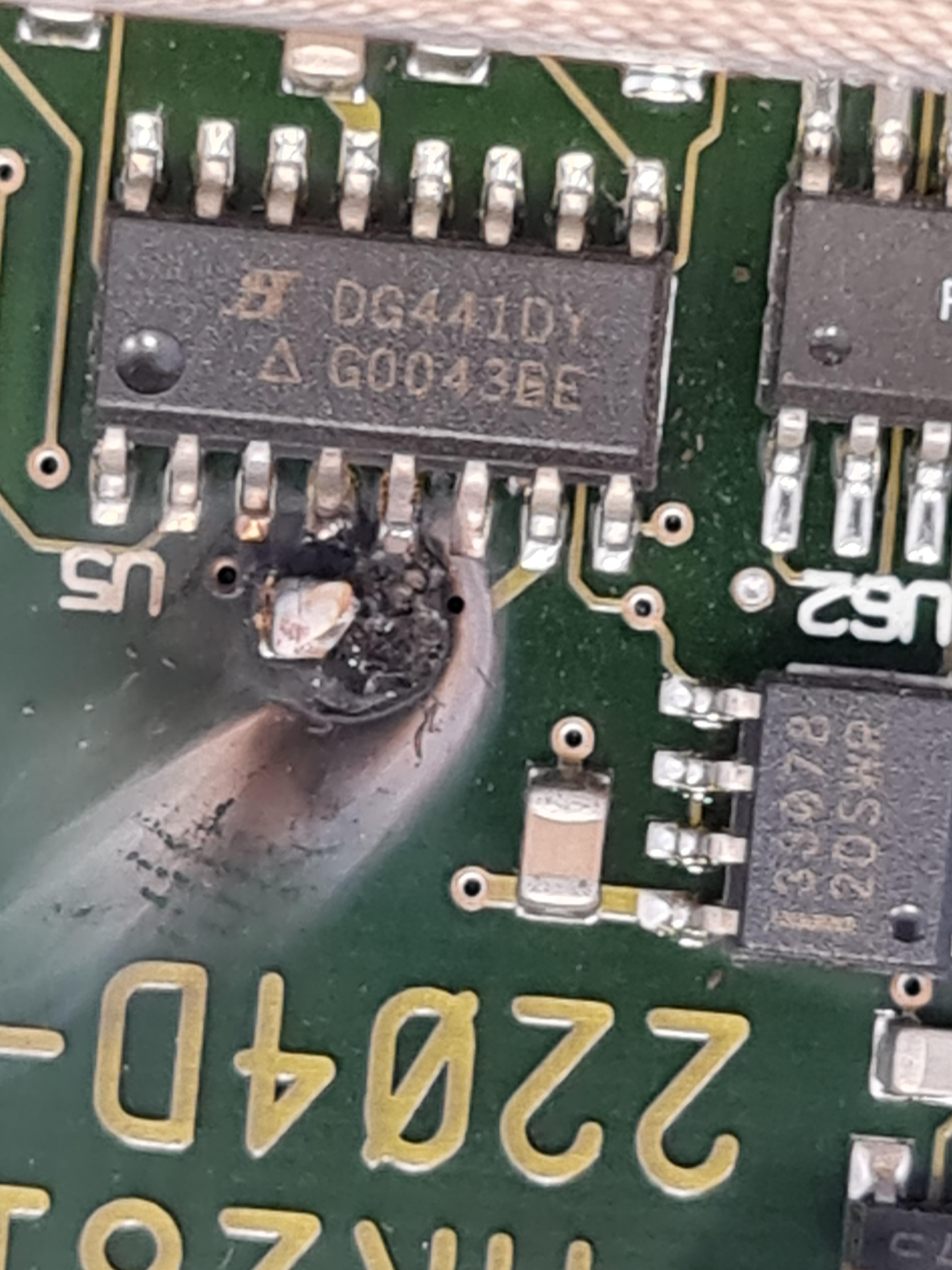 Szukam schematu płyty Keba AR 281 - Spalony kondensator