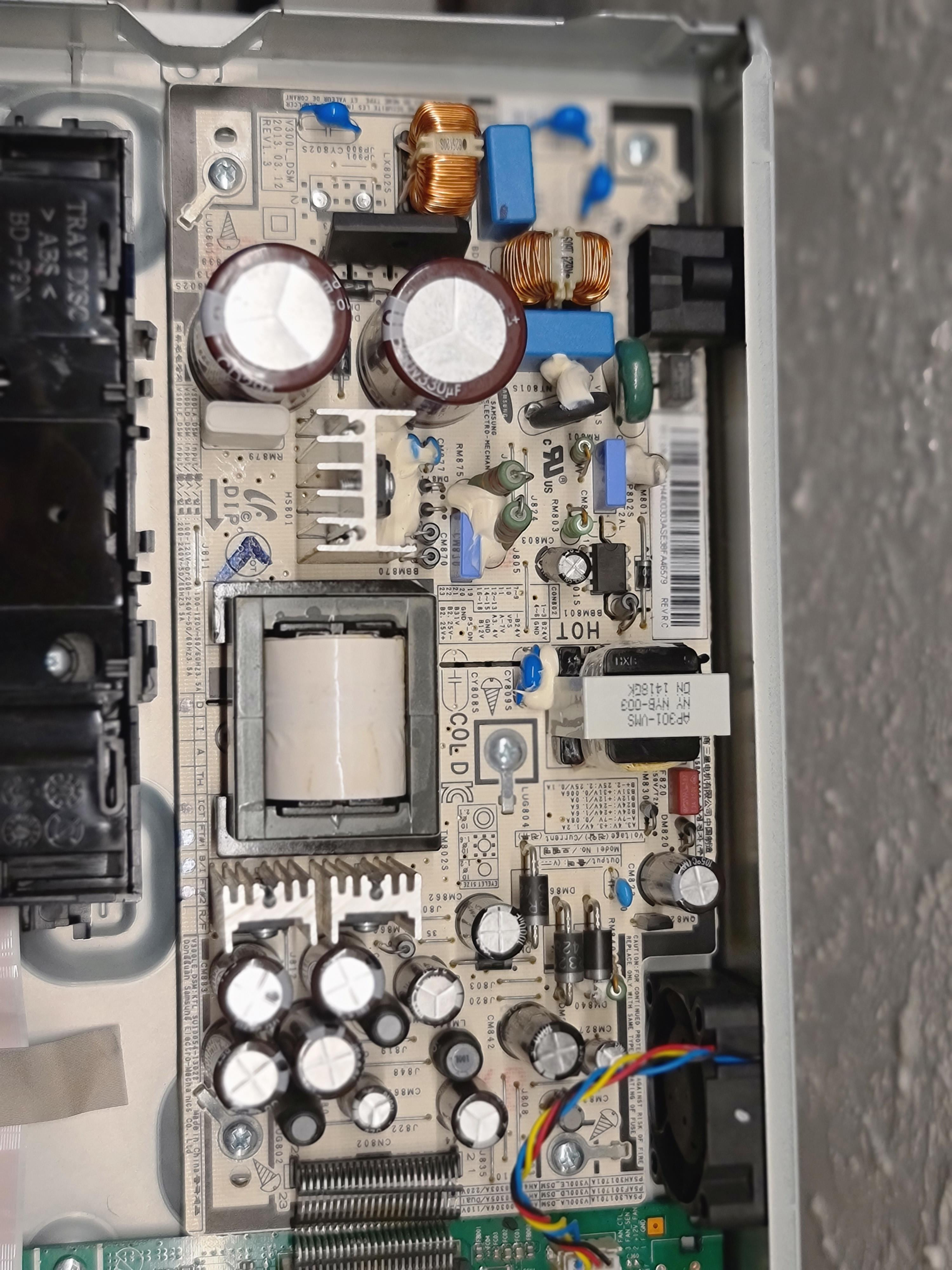 Schemat zasilacza Samsung HT-FS9200, moduł AH44-00303A - poszukiwany