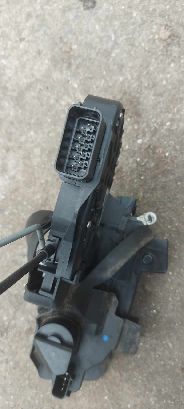 Jak sprawdzić na krótko centralny zamek Volvo XC60 2015, numer 31416686 ...