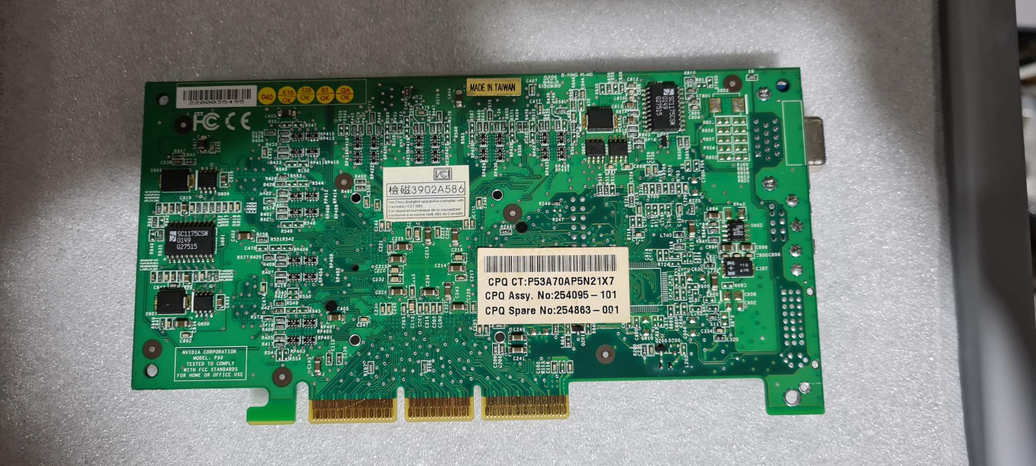 Geforce3 ti500: Diagnoza i naprawa uszkodzonych kości pamięci oraz ...