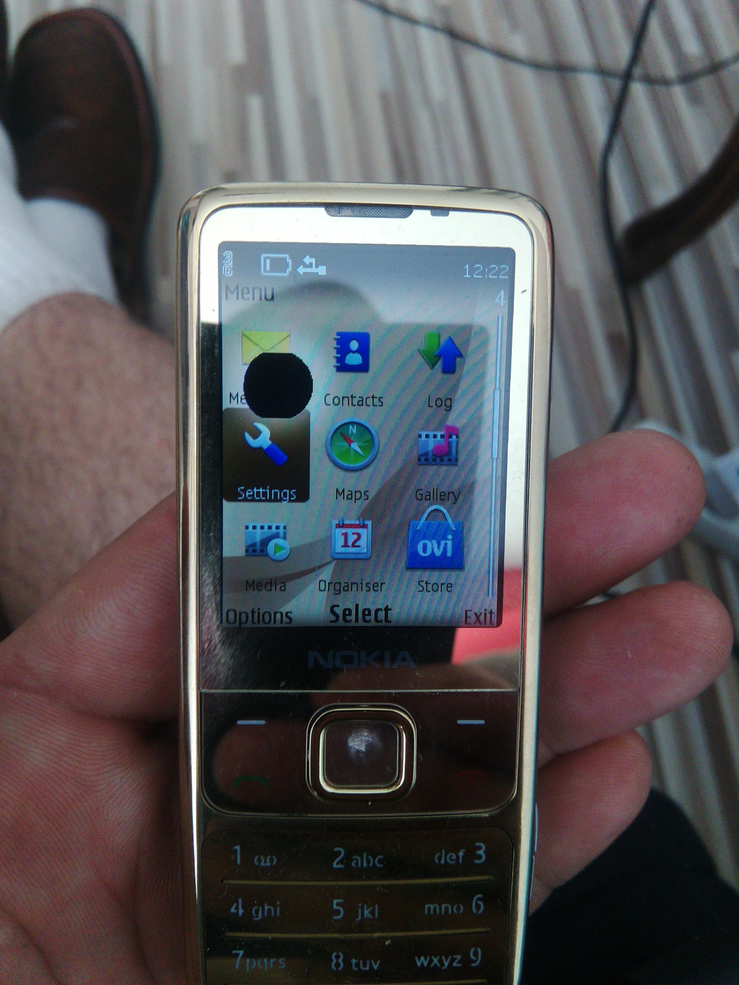 Nokia 6700c - Plama na wyświetlaczu, która rzadko się przemieszcza - co to może być?