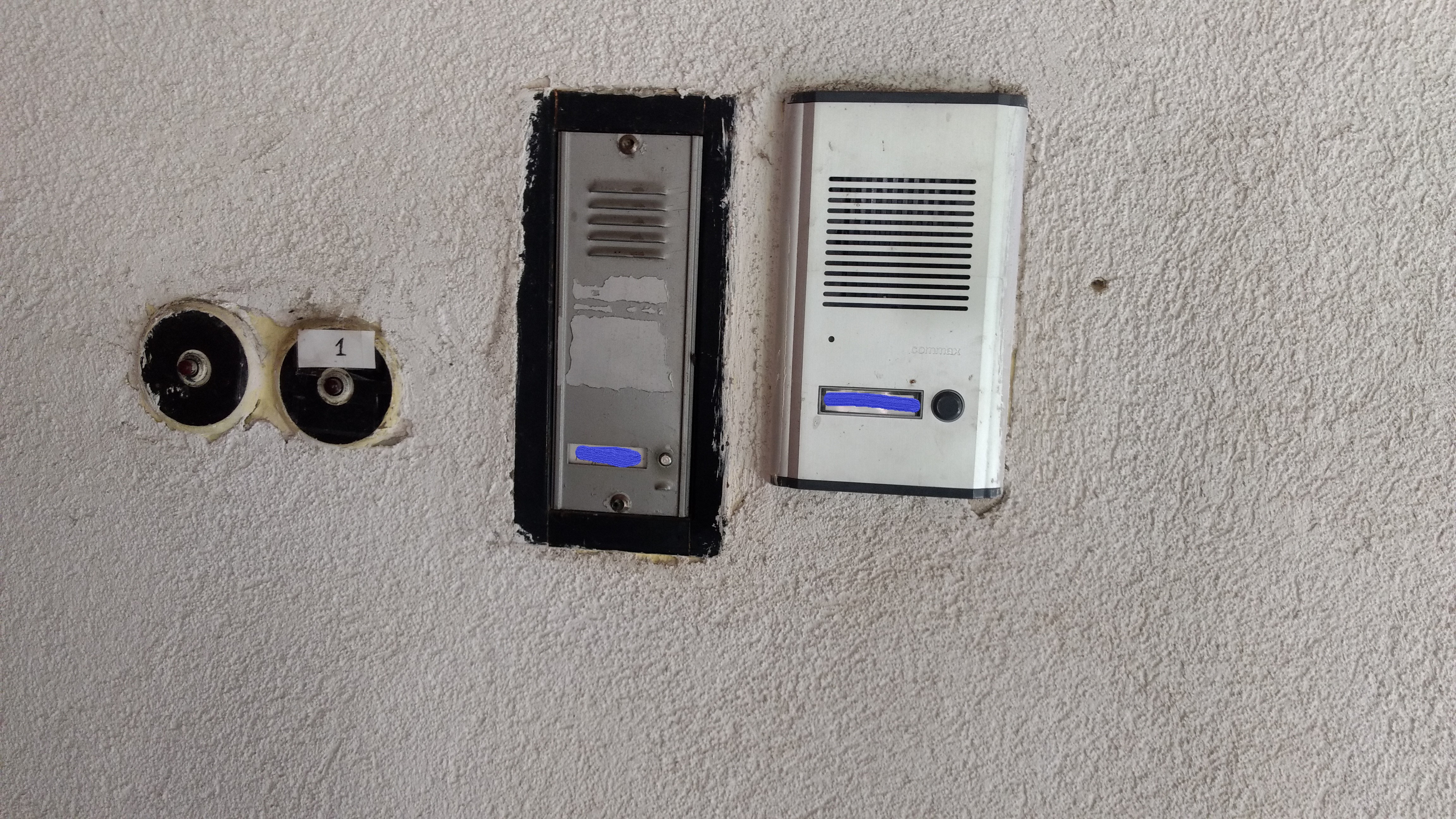 Jaki domofon wybrać do domu 3 rodzinnego, by użyć istniejące unifony? - Szczecin