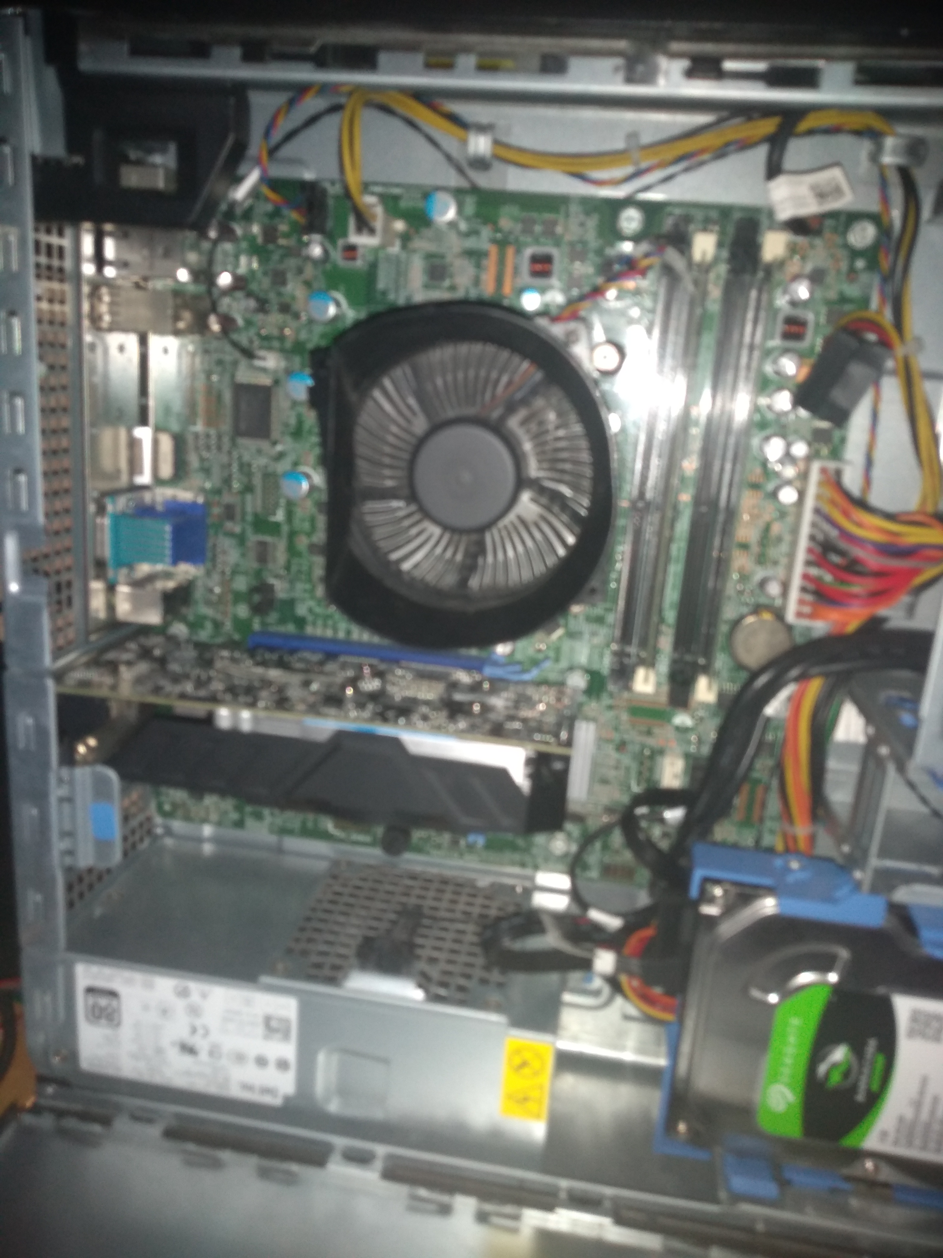 Komputer Dell Optiplex 790 w wersji DT zmiana obudowy na MT