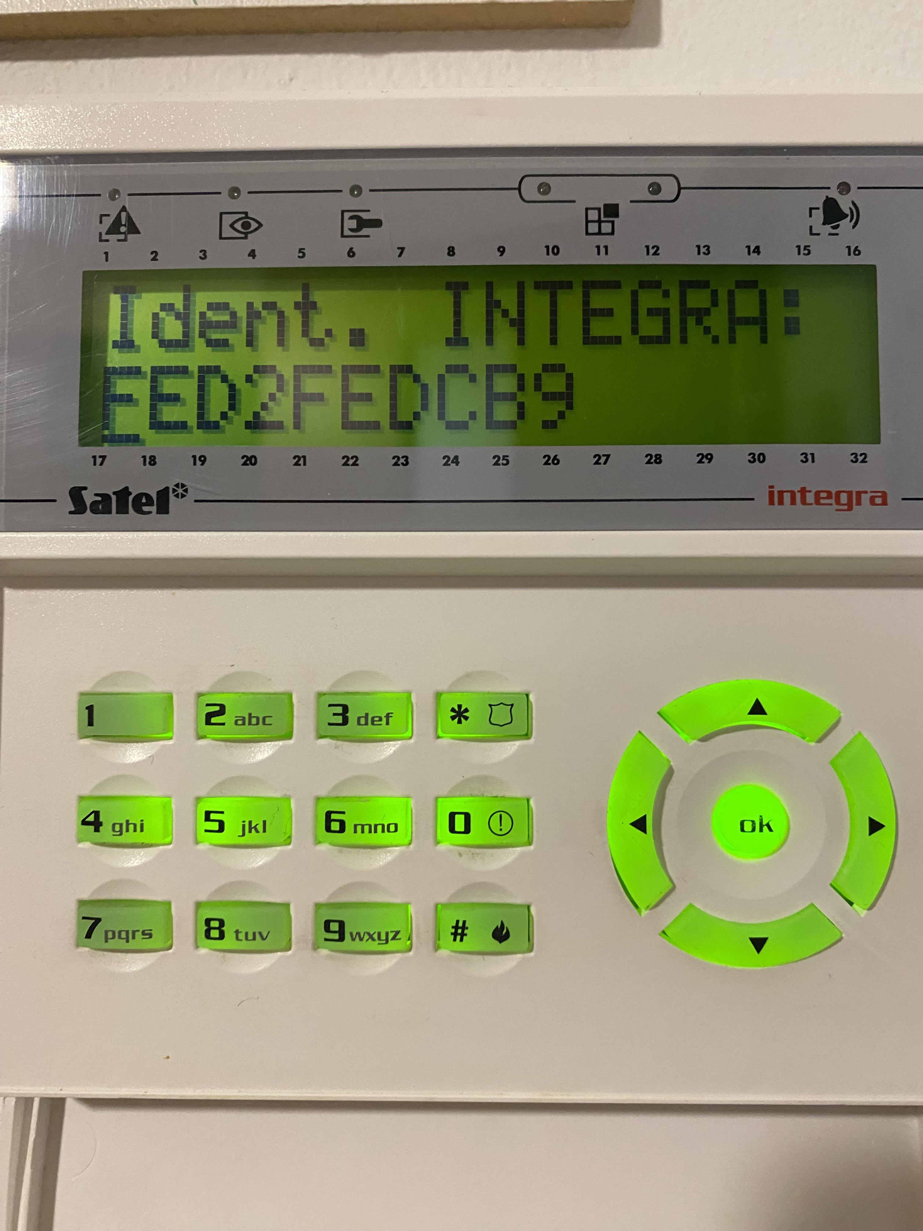 Satel Integra 64 - jak znaleźć ID serwera, brak opcji w menu manipulatora