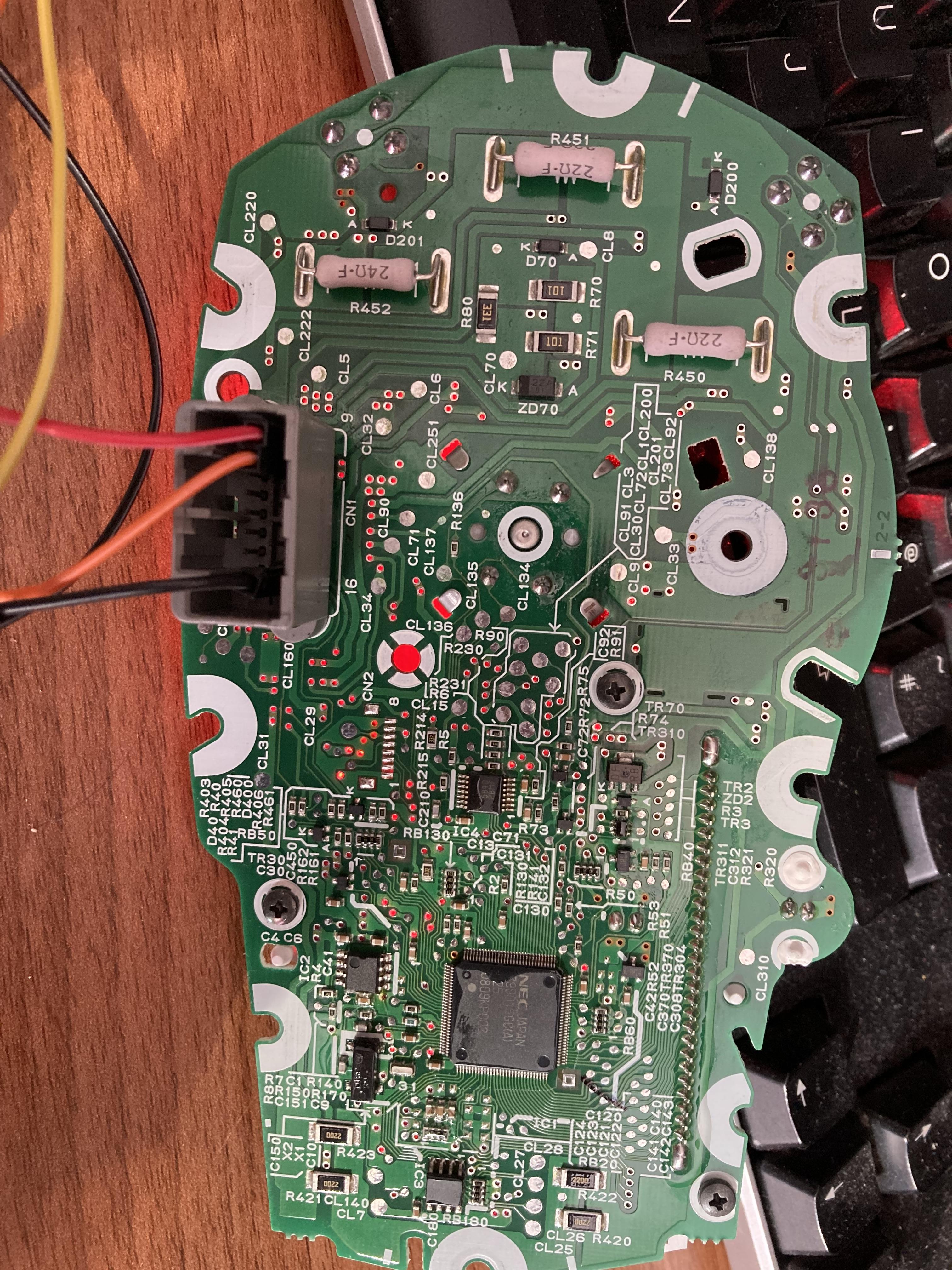 Suzuki gsx650F - wymiana licznika, odczyt epromu D3950