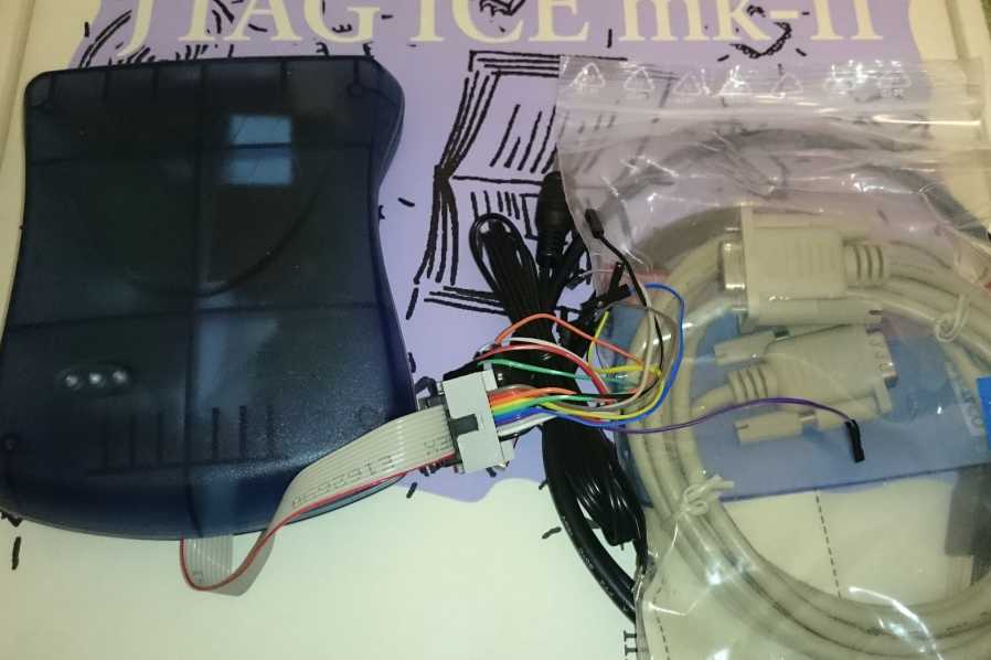 Oddam w dobre ręce m.in.: Intel Galileo 2, STK500, SAM3U-EK, EVK1100 ...