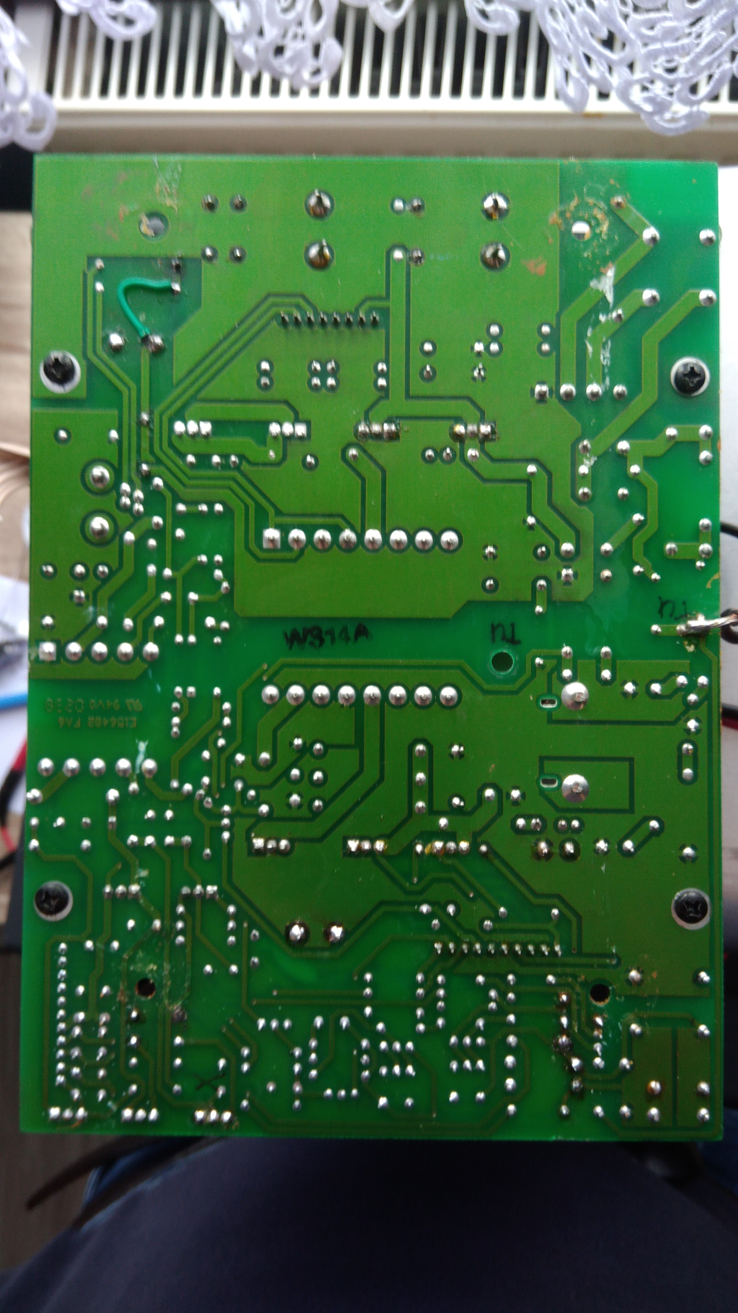 [Rozwiązano] Creative MegaWorks 250d, 550 gra cicho - brak napięcia na ...