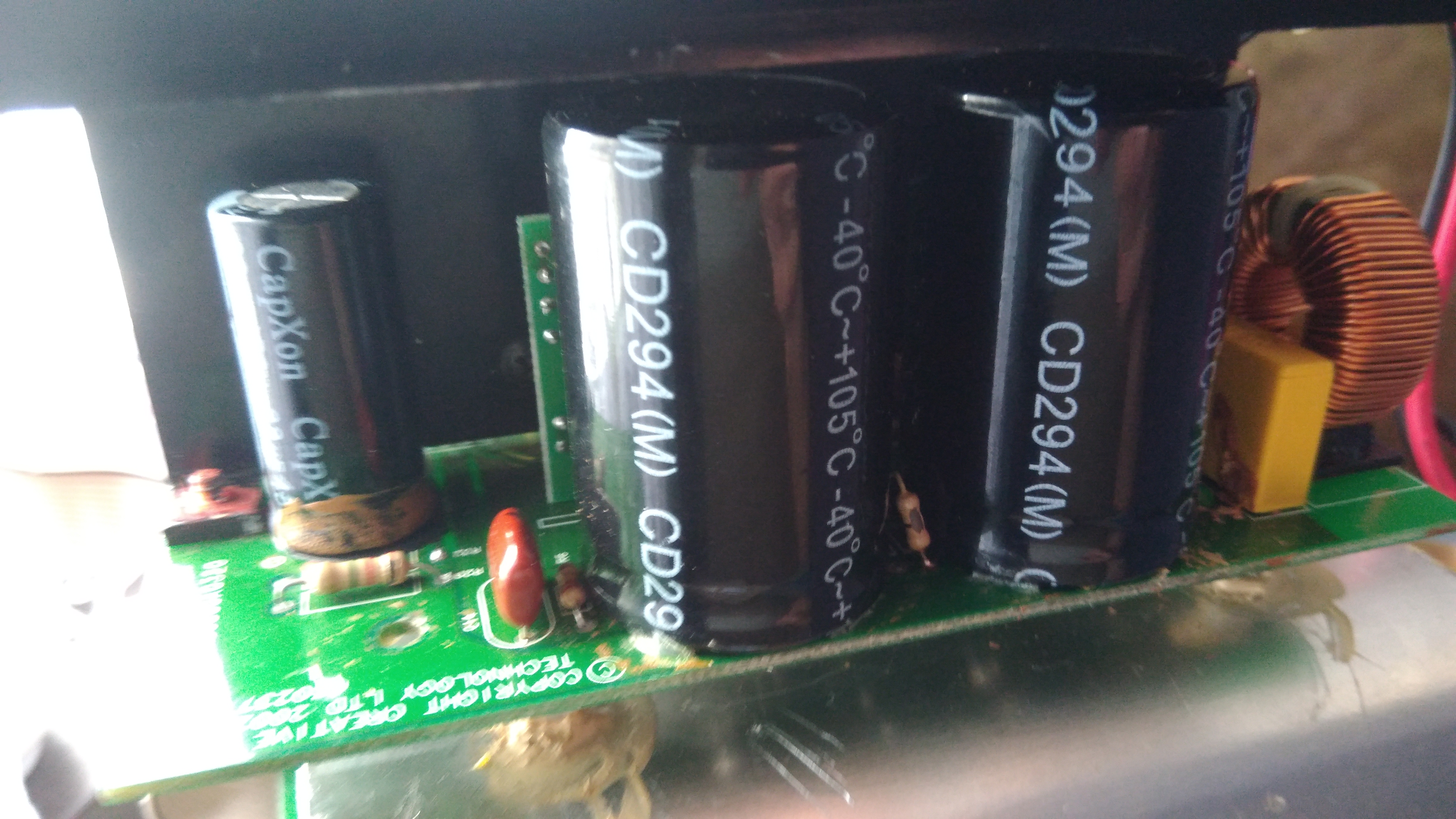 [Rozwiązano] Creative MegaWorks 250d, 550 gra cicho - brak napięcia na ...