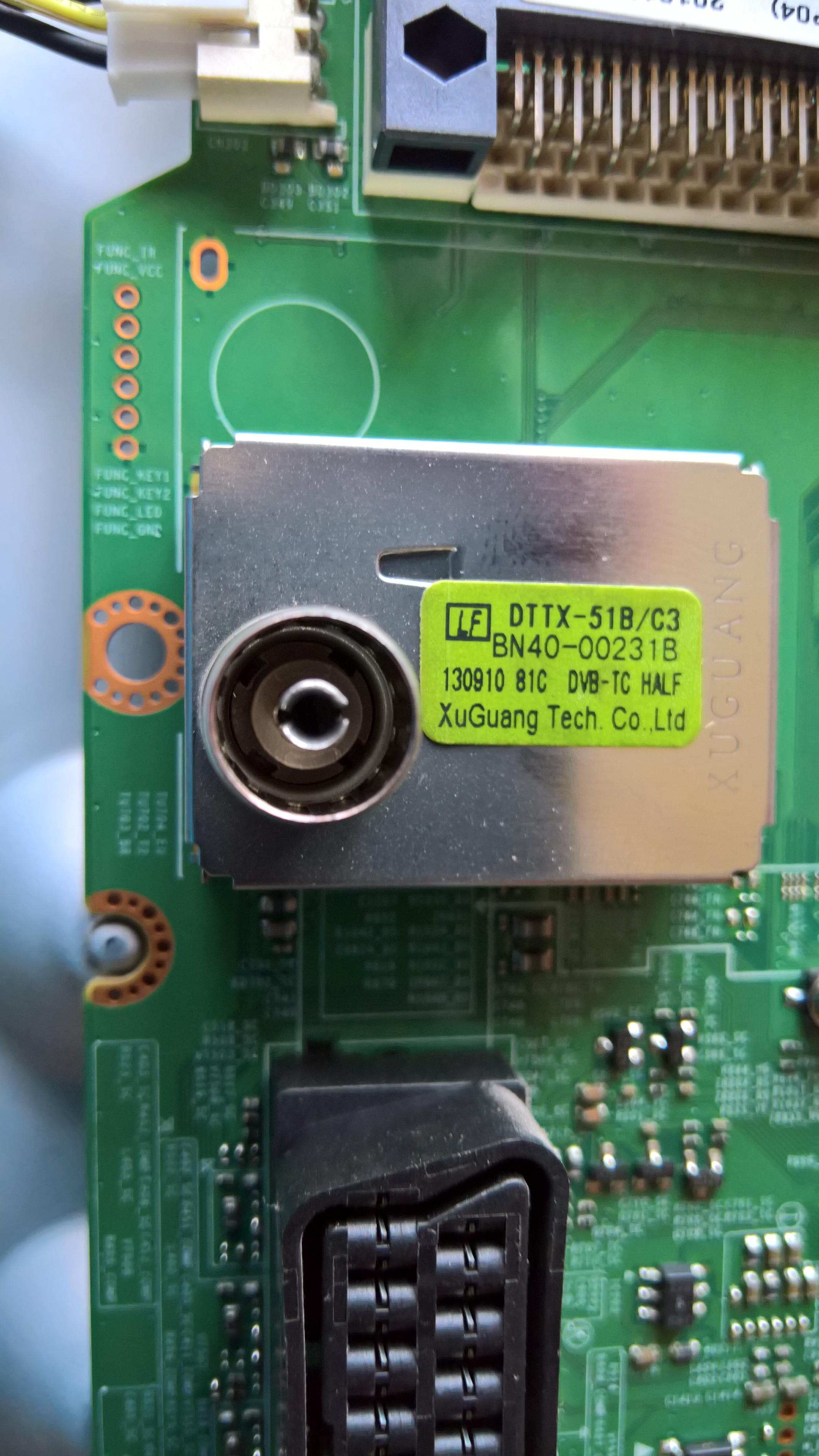 Samsung - Tuner DTTX-51B/3C, niestabilny sygnał - pytanie o budowę i naprawę styku antenowego