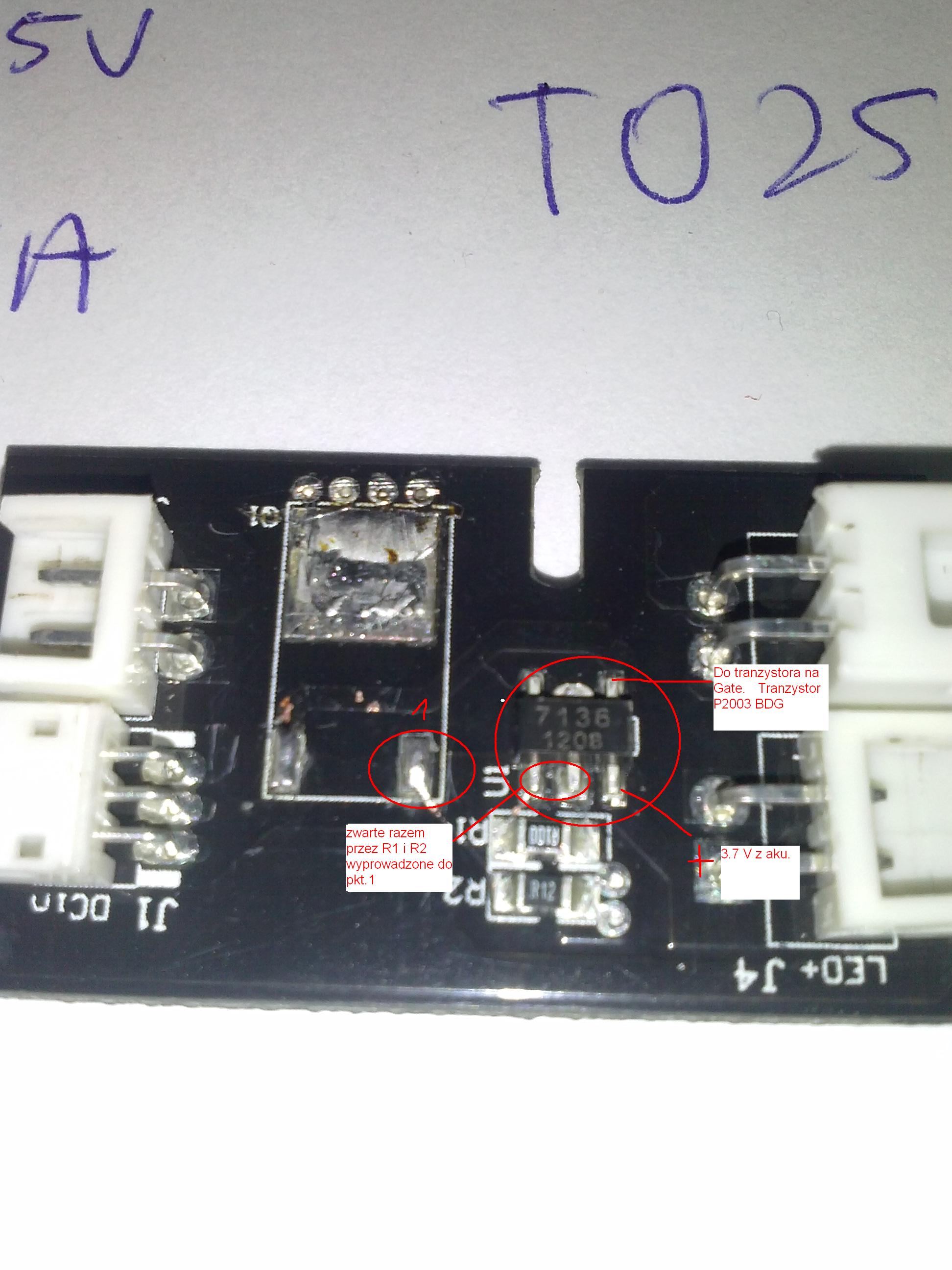 [Rozwiązano] 7136 - Identyfikacja regulatora w latarce LED z baterią 3.7V