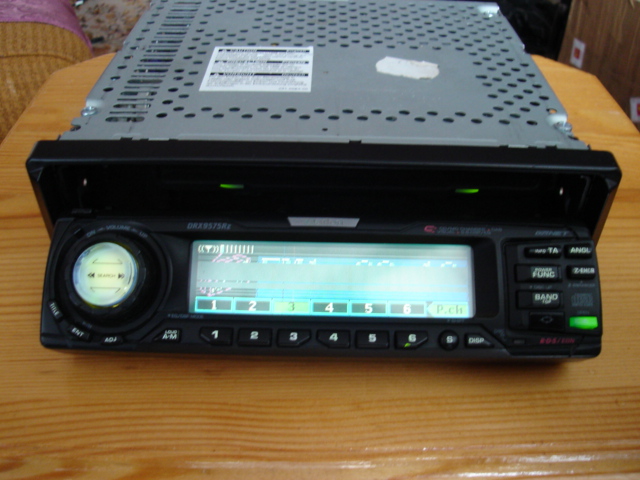 Clarion DRX 9575 Rz -Poziome kreski na wyświetlaczu!