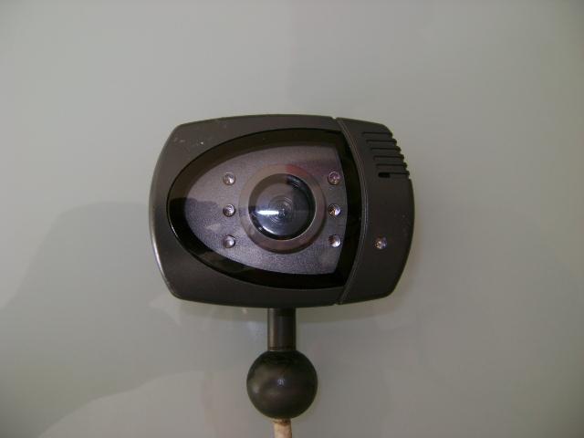 Jak podłączyć kamerę Micromark MM23111 z wtyczką PS2 do eurozłącza?