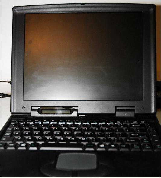 CI/LEO Notebook 6200AT - Napięcia i wtyczki zasilania (4 piny)