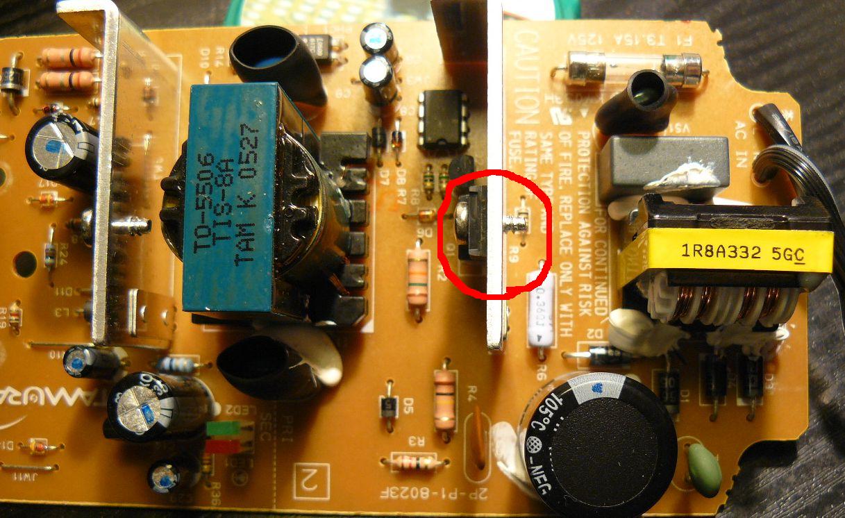 Makita DC1804T - przegrzewający się tranzystor K2545, schemat ładowarki?