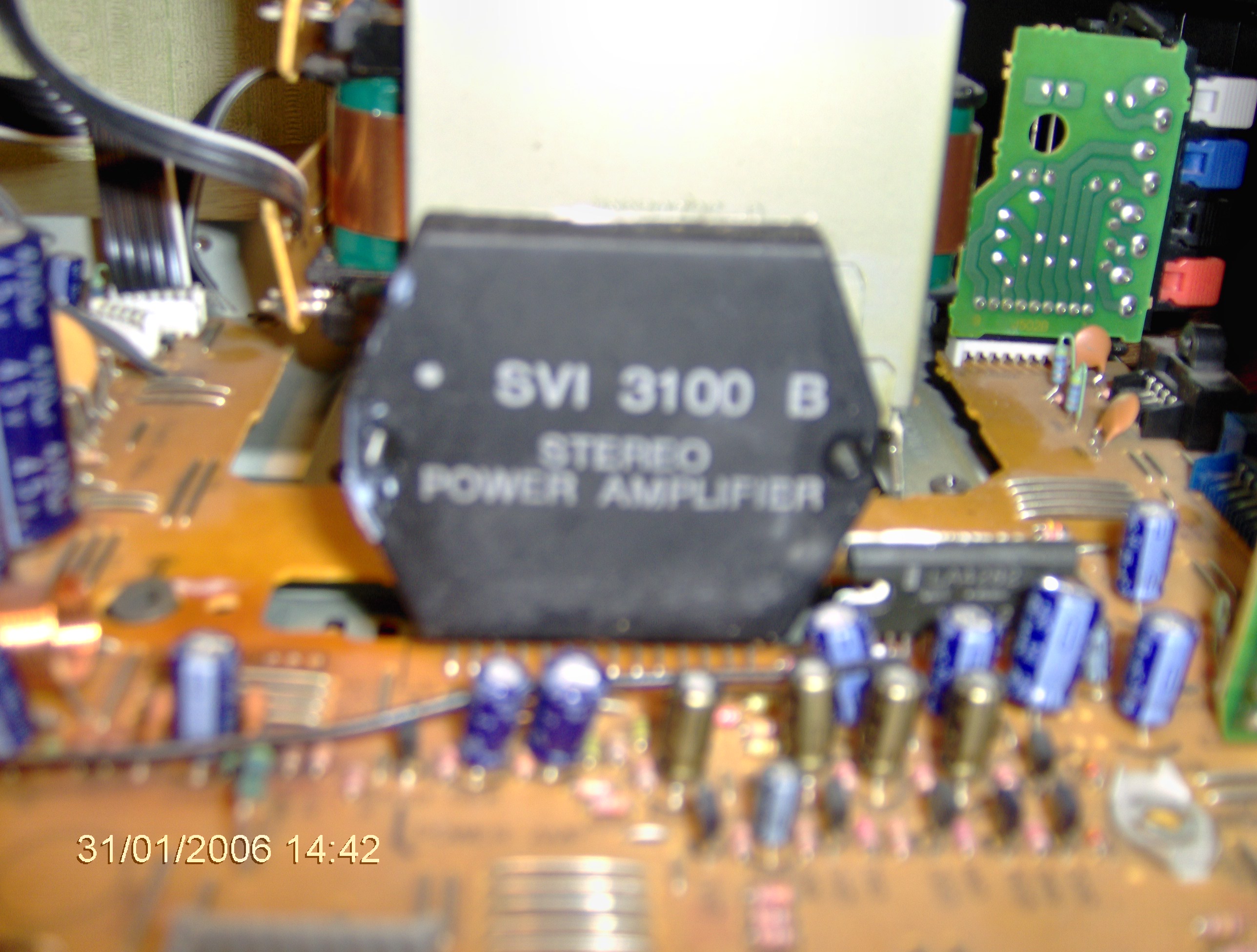 Brak dźwięku we wzmacniaczu Technics SU-CH9, możliwa awaria SVI 3100 B