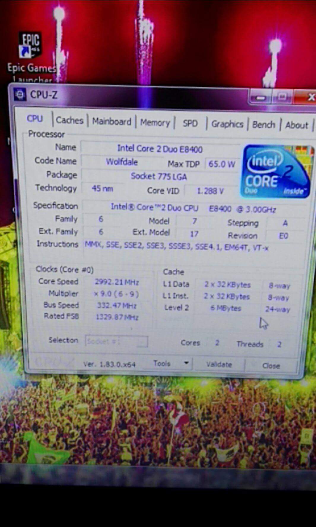 Czy zasilacz HP Desktop 240W poradzi sobie z obsługą procesora Q6700?