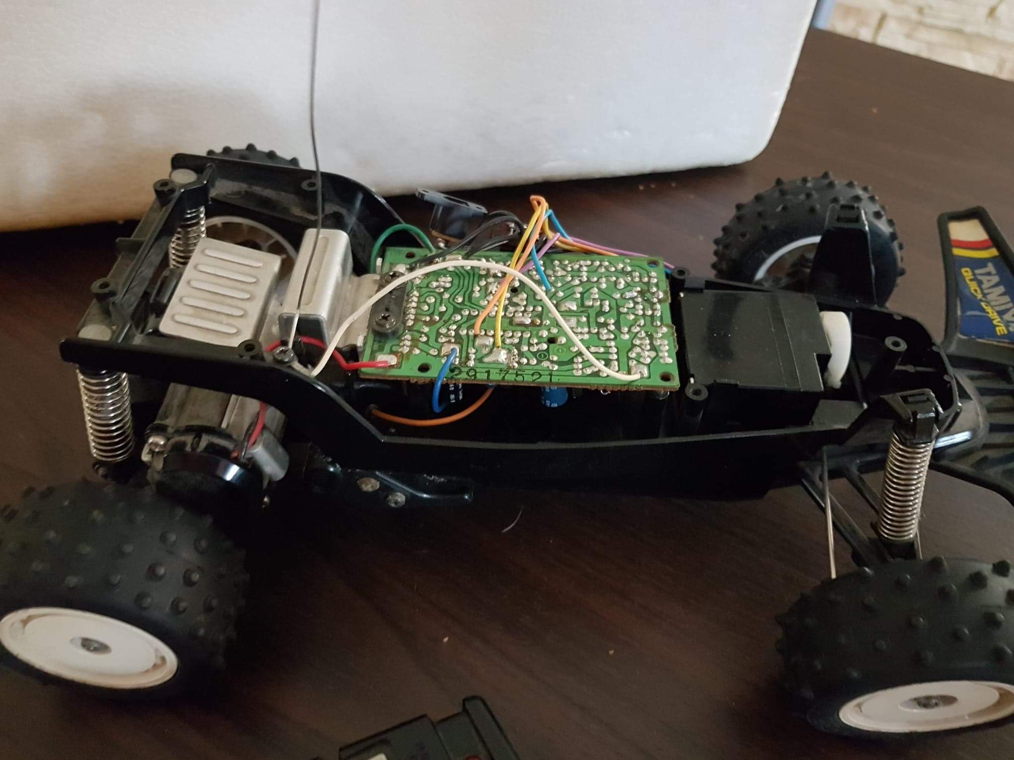 Naprawa skrętu w Tamiya Shooting Star Quick Drive 1989 - co może być ...