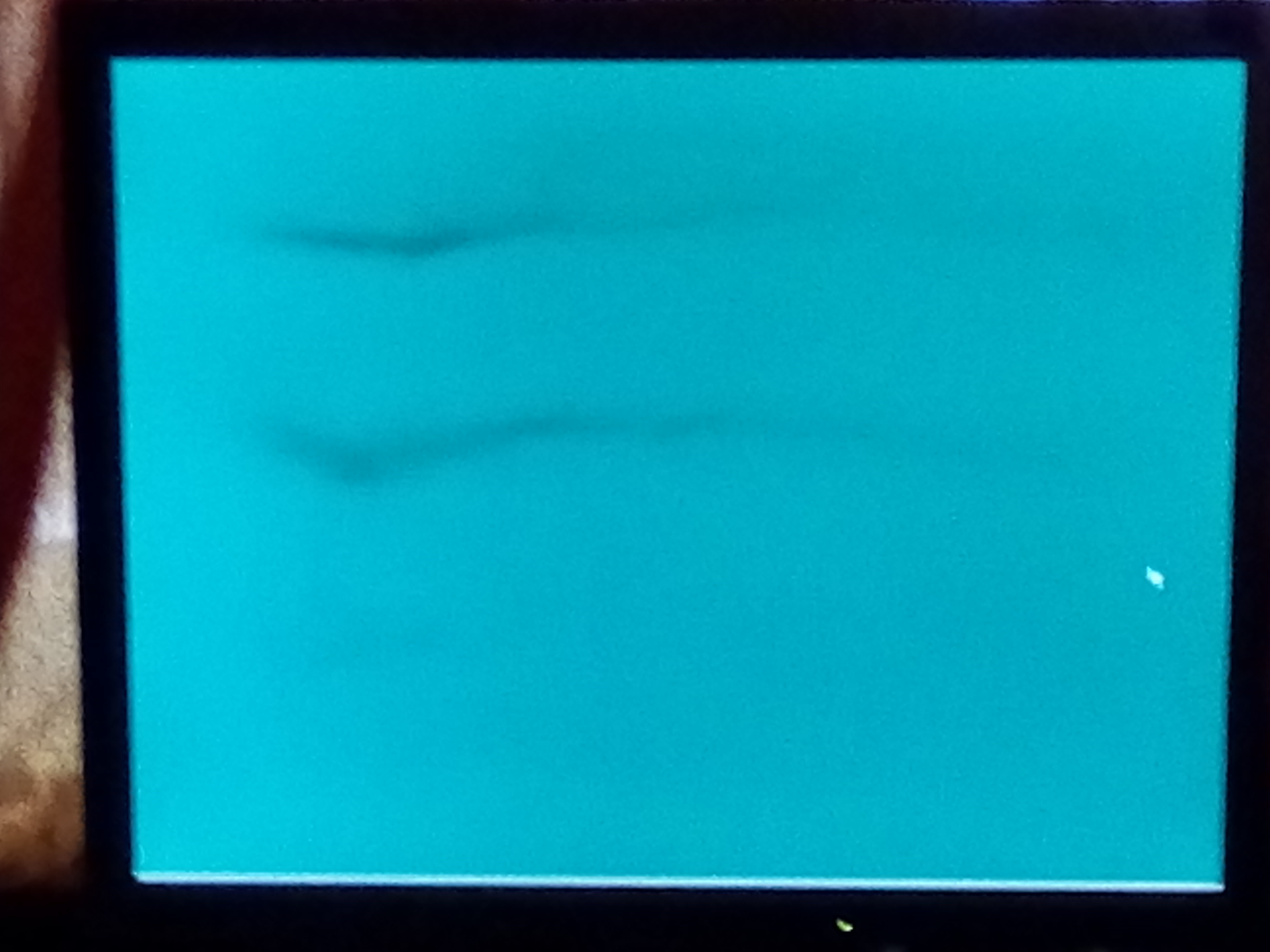 [Rozwiązano] Monitor LCD Samsung 213T - smugi na ekranie monitora