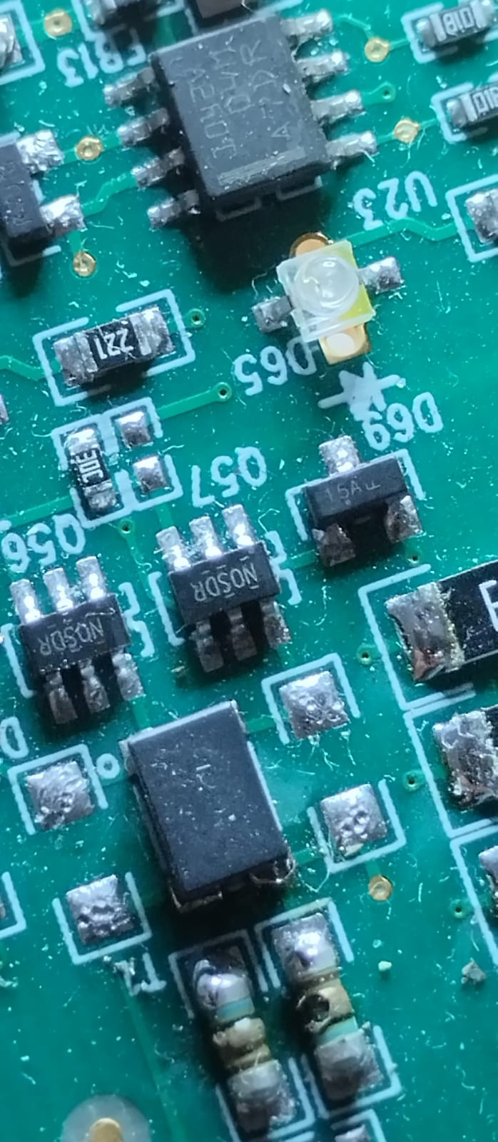 [Rozwiązano] Identyfikacja elementu Q56 w sterowniku wózka widłowego ...