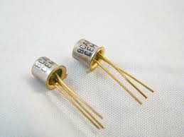 poszukuje schematów urządzeńna tranzystorach EI2N3055,CEMIBDY24B,BC177B ...