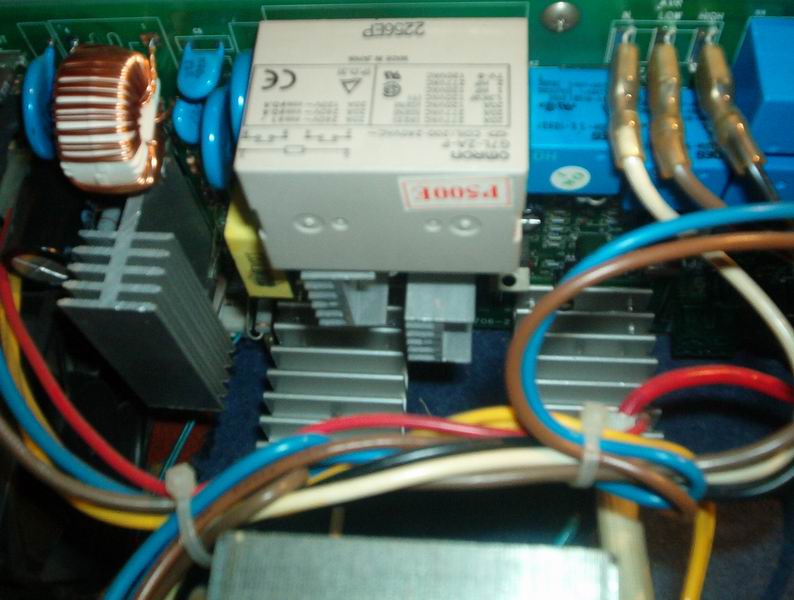 Naprawa UPS POWERPAL 1000 - schematy i wskazówki dotyczące działania