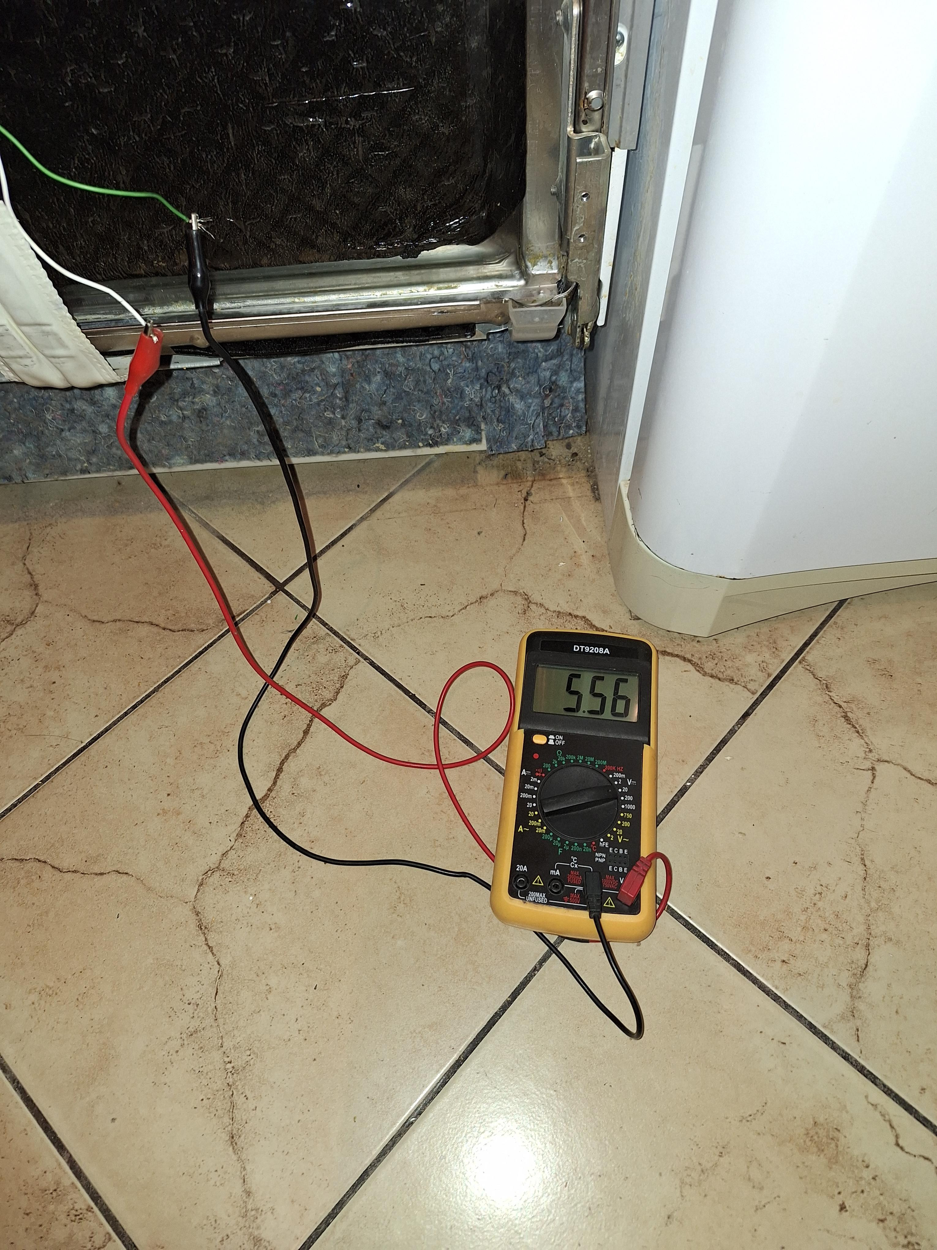 [Rozwiązano] Beko DIN 28421 - czerwona dioda LED nie działa, napięcie ...